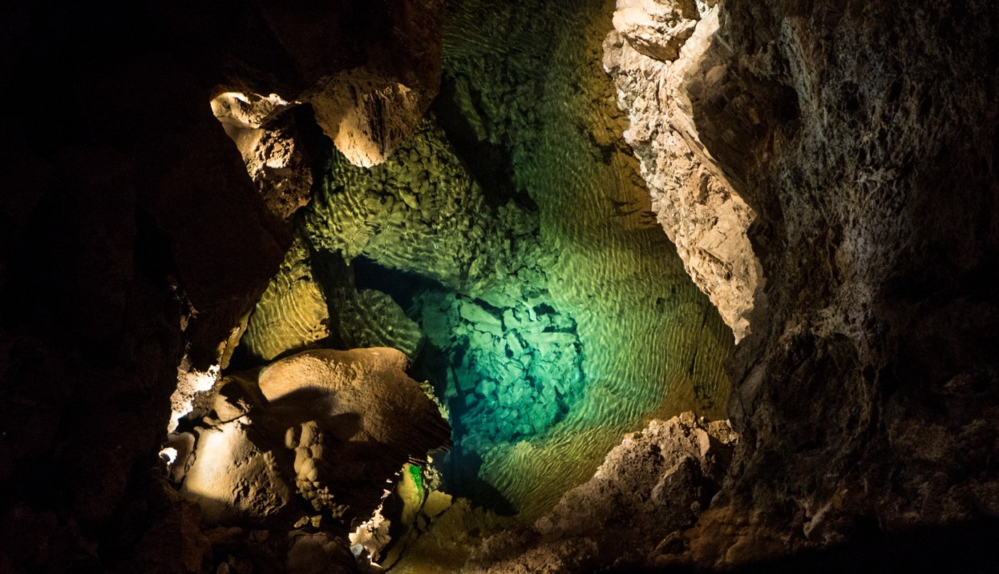 Jenolan Caves Tours | Colourful Trips